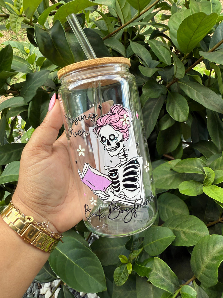 Crying over book boyfriends skelly | 18oz Glass Cup – Jalex Designs